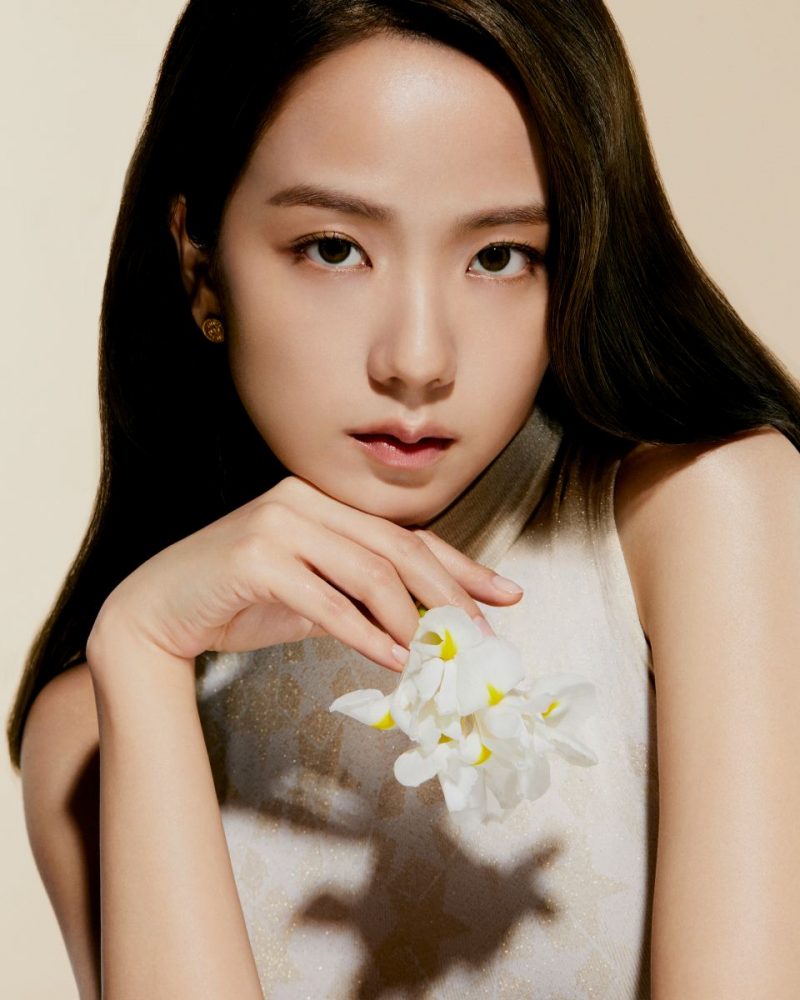 Blackpink Jisoo 爱用彩妆品清单！把她的精致妆容学起来 - Q-E3